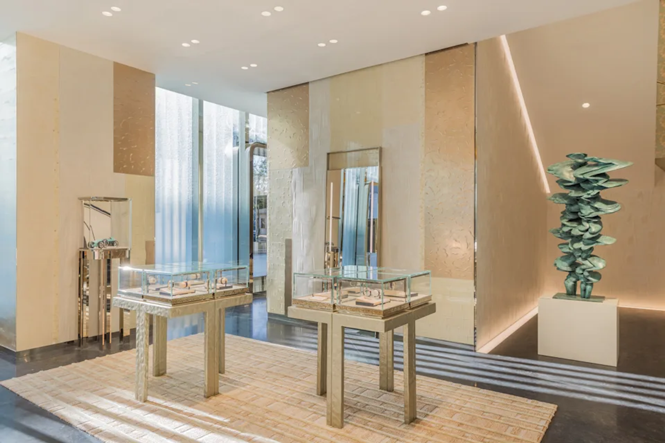 Chine & Asie : comment le luxe transforme le retail en plateforme ...